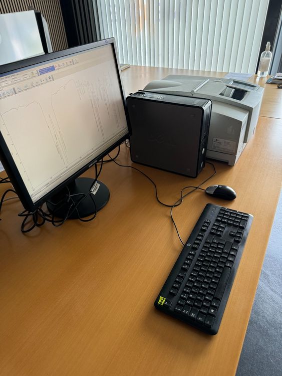 Perkin Elmer Spectrum One FT-IR Spektrometer Top Zustand! (Gebraucht ...