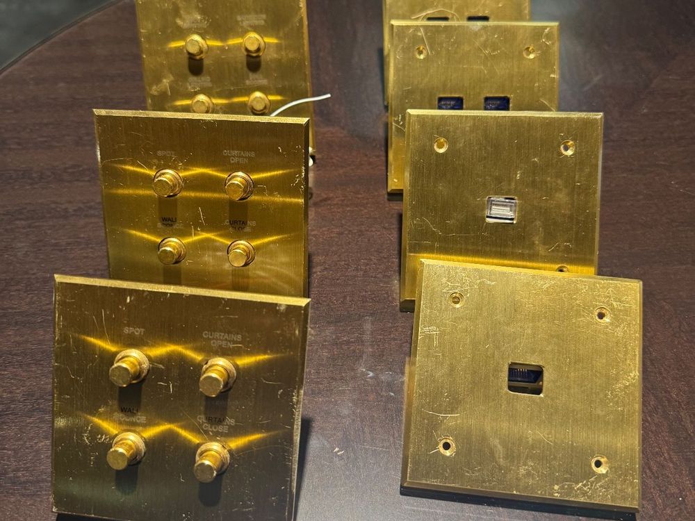 7x Interrupteur switch Prestige , laiton massif (Gebraucht) in Genève ...