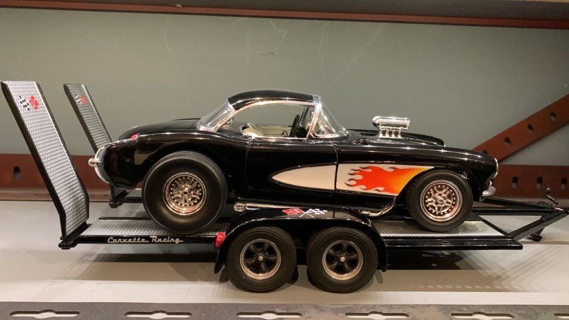 Chevrollet Corvette 1957 + Trailer GMP 1:18 (Gebraucht) in Epautheyres ...