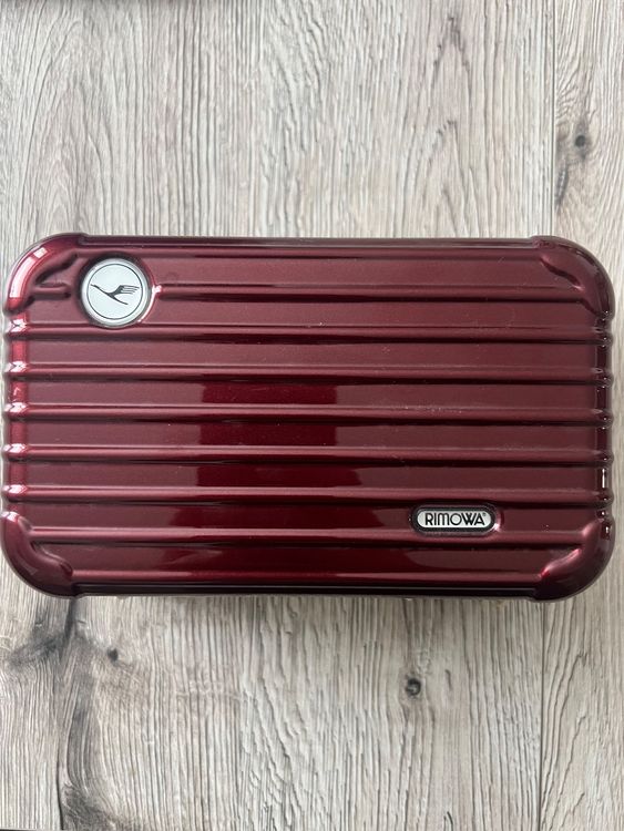 Lufthansa First Class Rimowa Amenity Case Bourgogne Rouge (Neu (gemäss ...