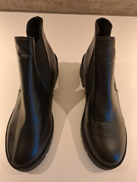 Schwarze Chelsea Boots Gr. 41 entspricht 39 (Gebraucht) in Kriegstetten ...