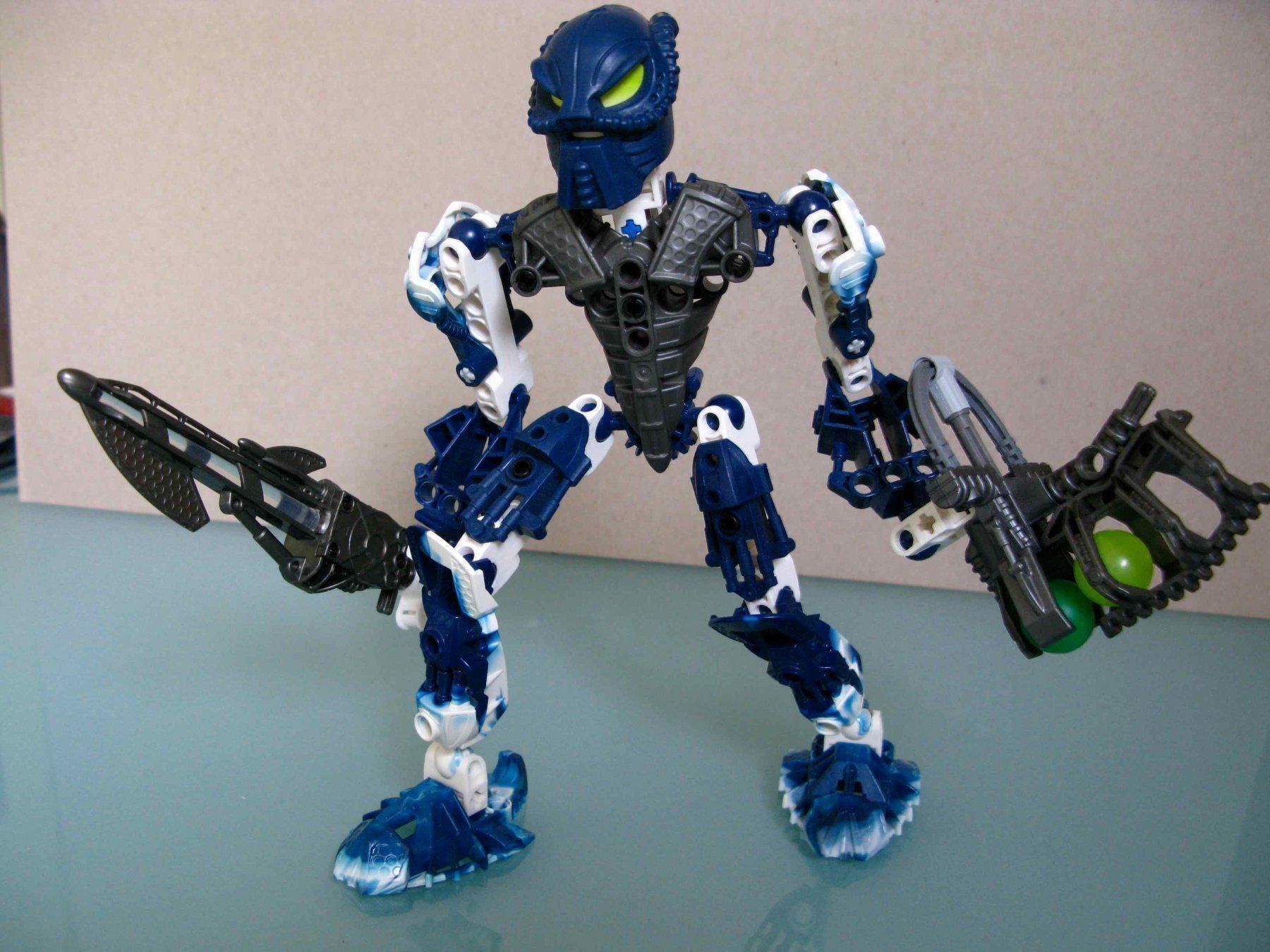 Lego Bionicle 8728 Toa Hahli mit Licht von 2006 (Gebraucht) in ...