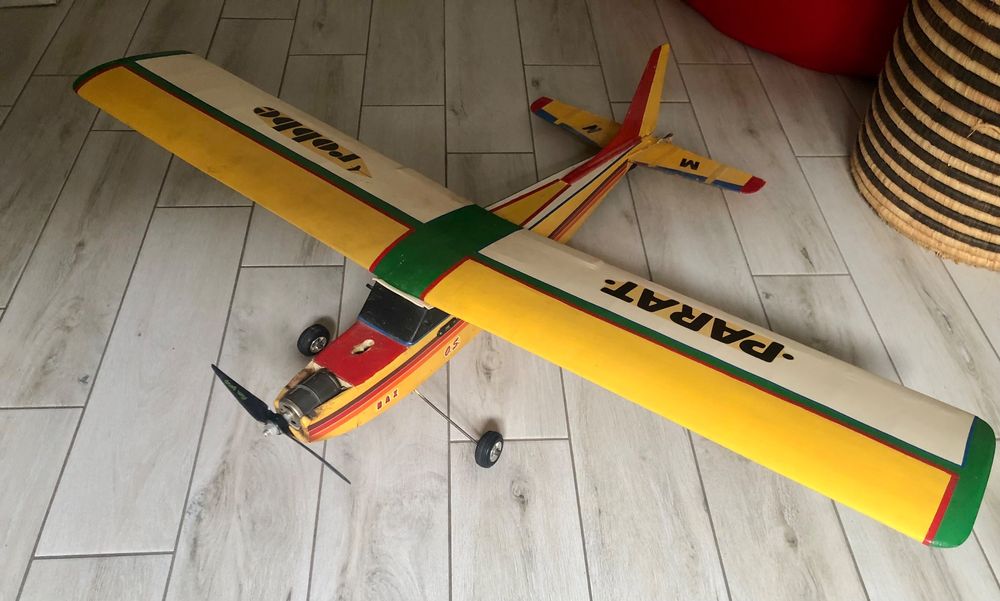 Modellflugzeug Elektro (Gebraucht) in für CHF 10 – mit Lieferung auf ...