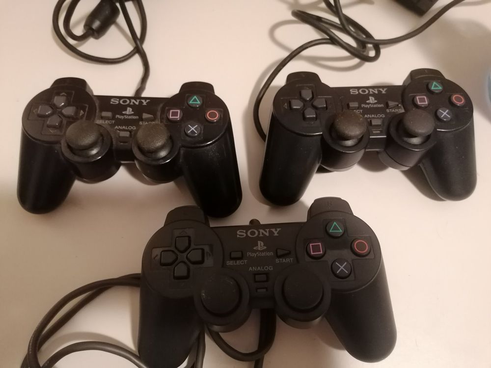 Sony Playstation 2 Controller - 3 Stück - 2 davon Dualshok 2 (Gebraucht ...