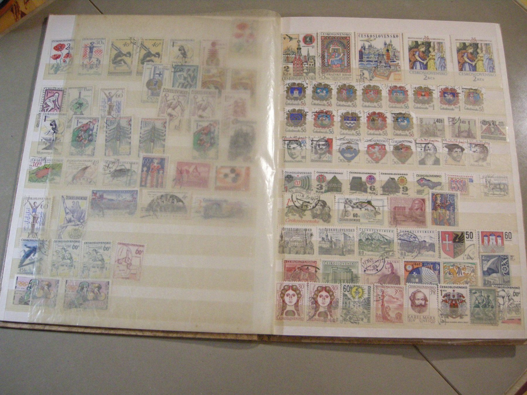 TSCHECHOSLOWAKEI SAMMLUNG IN EINSTECKBUCH, 18 SEITEN VOLL (Gebraucht ...