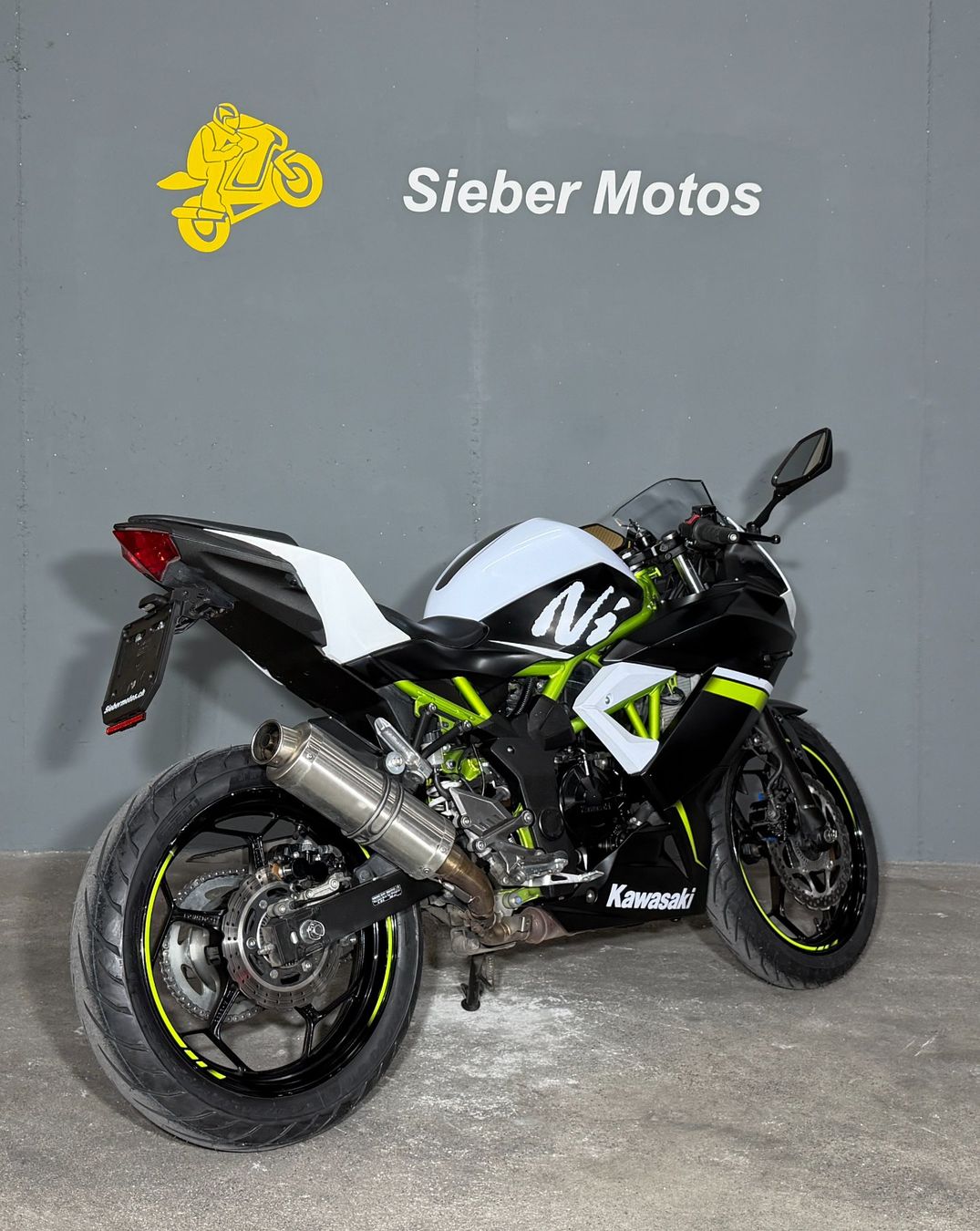 Elegantes Kawasaki Ninja Gebraucht Bilder