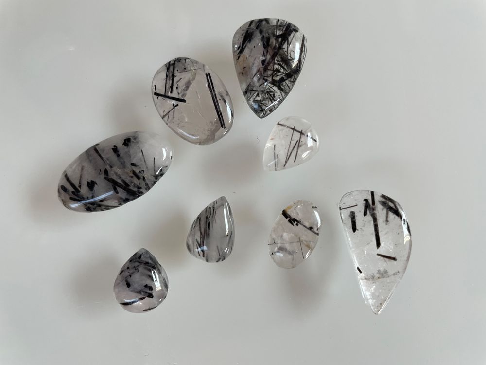 Turmalin Quarz Cabochon LOT für Schmuck - zum Sammeln (Neu und originalverpackt) in Leuggern für ...