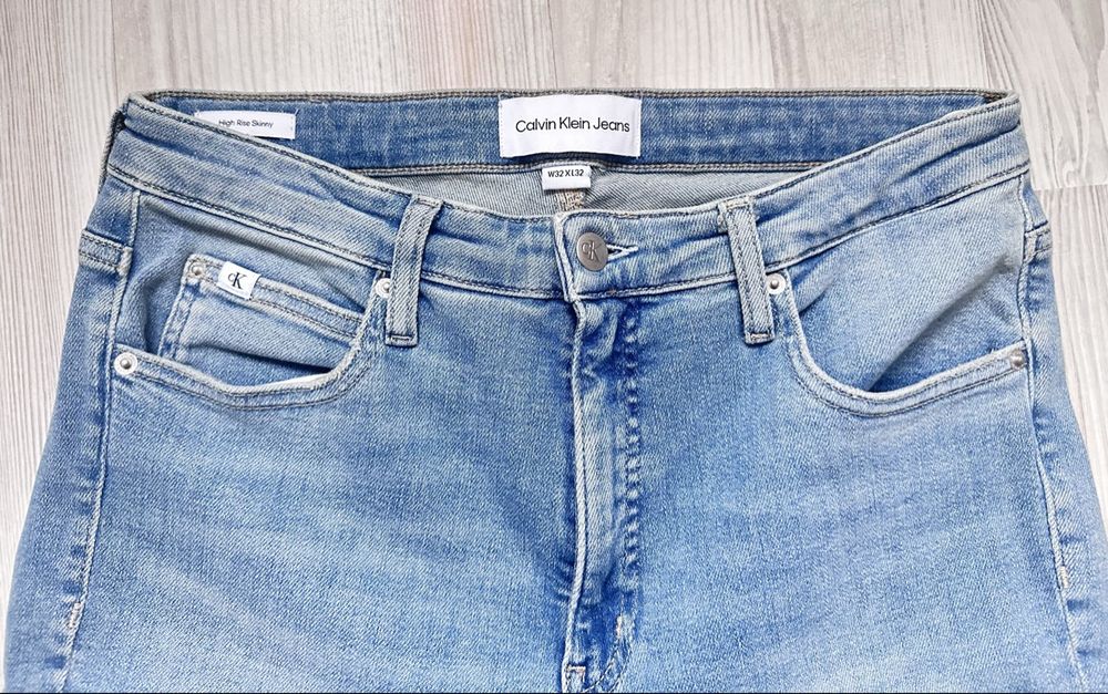 Calvin Klein High Rise Skinny Jeans (Gebraucht) in Zürich für CHF 40 ...