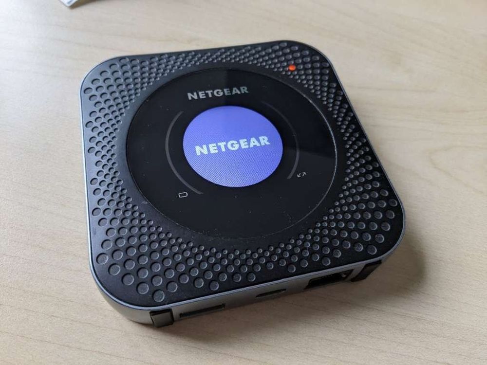 NETGEAR Nighthawk M1 mobiler Hotspot 4G (Gebraucht) in Salez für CHF ...