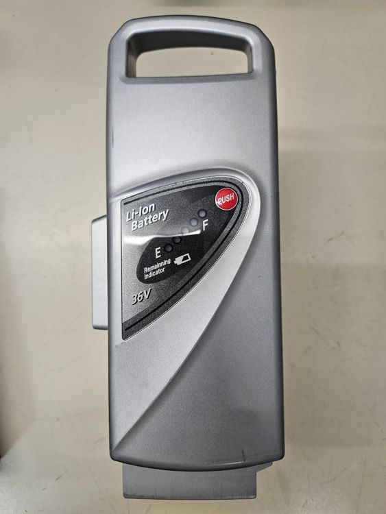 Original Flyer Akku NKY352B2 / 36V / 12Ah / 432Wh (Defekt) in Bannwil ...