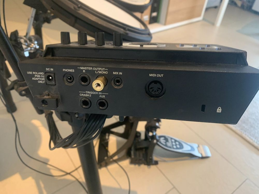 Roland TD-17KV Elektrisches Schlagzeug mit Kopfhörer (Gebraucht) in ...