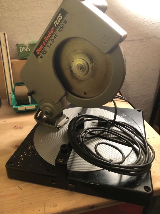 Kapp- Gehrungssäge Black & Decker Plus SR 700 . 3 (Gebraucht) in ...