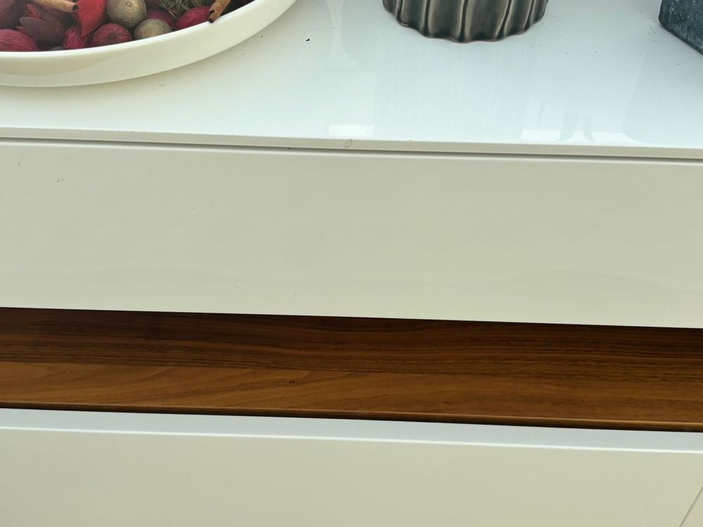 Hochwertiges Sideboard von Pfister – weiss / Holz – modern & (Gebraucht ...