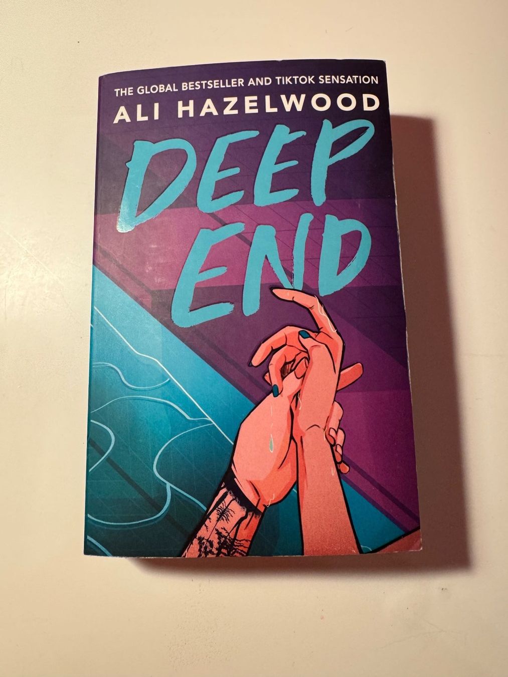 Booktok Buch "Deep End" von Ali Hazelwood (Gebraucht) in St. Gallen für ...