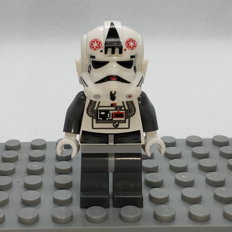 Lego, Minifigur "Star Wars, AT-AT Driver" | Kaufen auf Ricardo