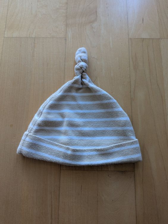 Susses Baby Mutze mit Streifenmuster, Grösse ca. 50/56 (Gebraucht) in ...