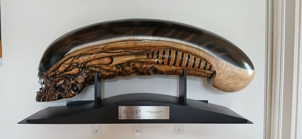 Dog Alien Life-Size Head (Gebraucht) in basel für CHF 2200 – mit ...