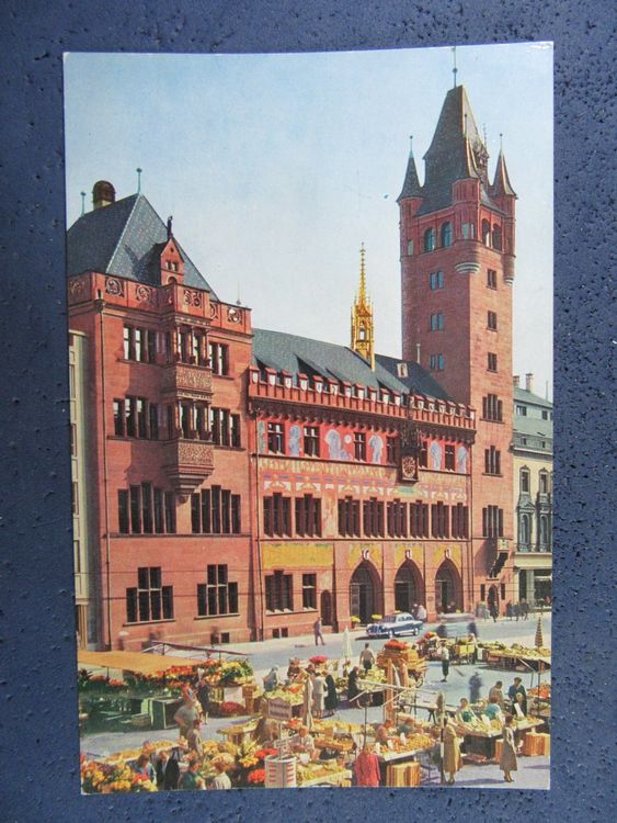BASEL RATHAUS MARKTPLATZ STARK BELEBT (Gebraucht) in Ettingen für CHF 1.95 – mit Lieferung auf ...