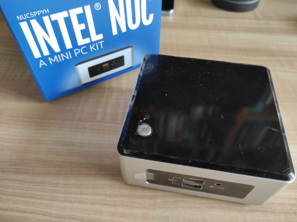 Intel® NUC NUC5PPYH ++ WD 240GB SSD ++ Kingston 8GB RAM (Gebraucht) in ...
