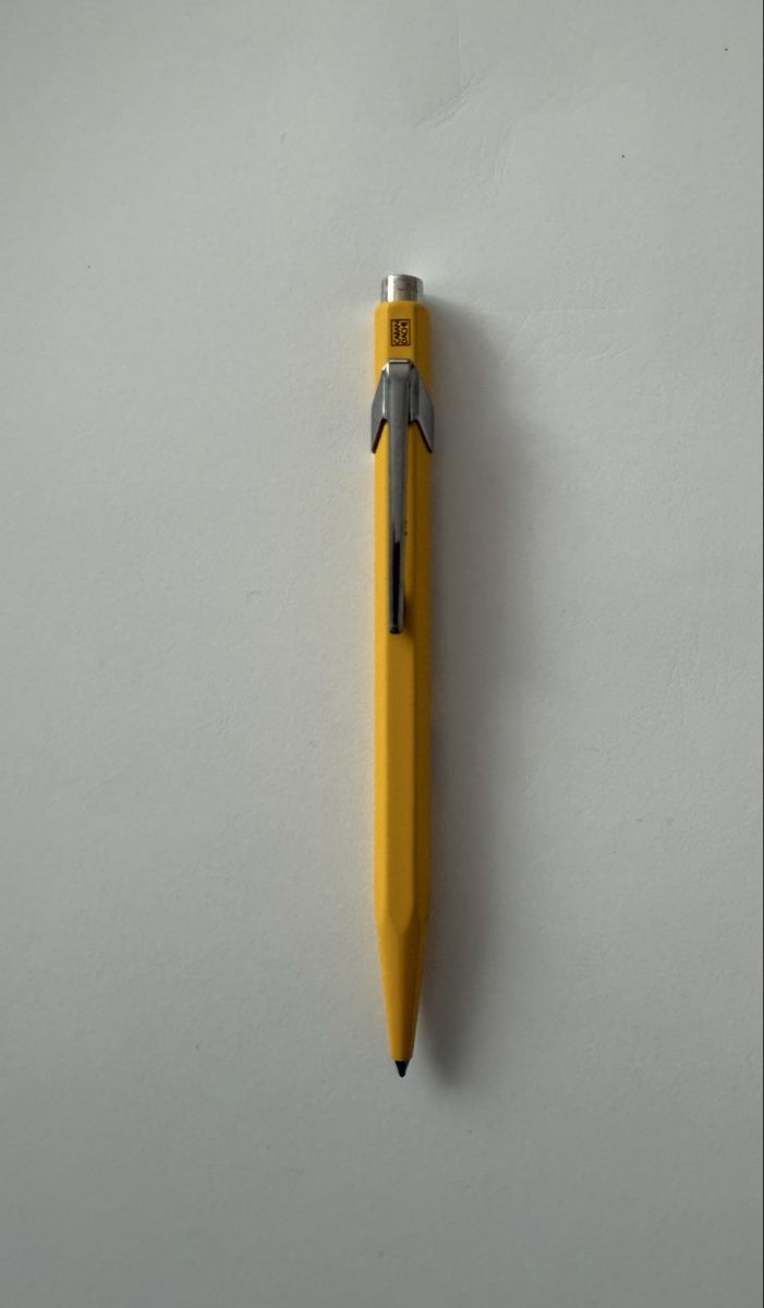 Caran d'Ache Kugelschreiber gelber Top Zustand, Rarität! (Gebraucht) in ...