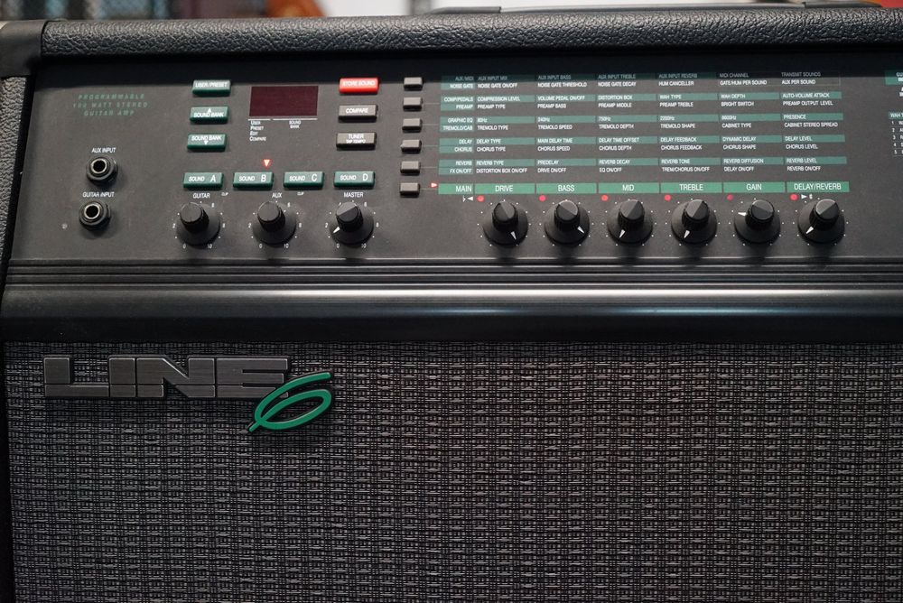 Line 6 AxSys 212 100-Watt 2x12" Stereo Digital Modeling | Kaufen auf ...