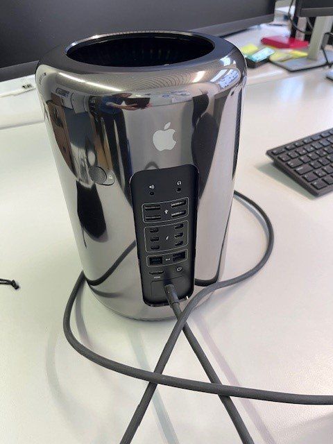 Mac Pro 3.5GHz 16GB 500GB HD, Modell MacPro6,1 (Gebraucht) in Obfelden ...