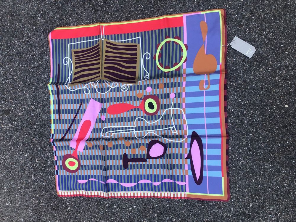 Foulard EPICE soie 68x68cm (Neu und originalverpackt) in Vaulion für ...