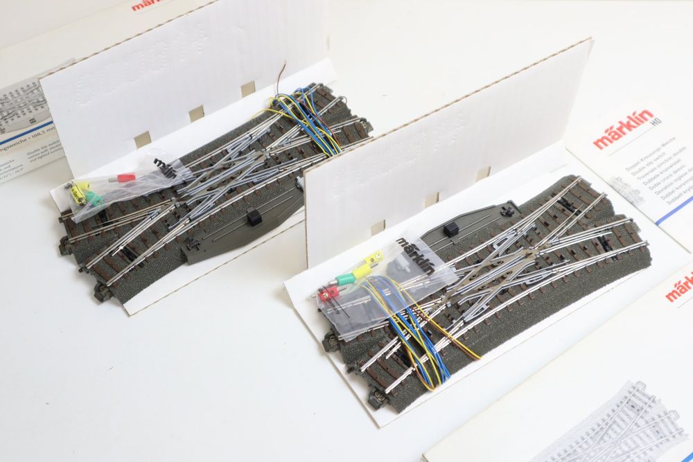 Märklin 2 x Elektro Doppelkreuzweiche 24624 C-Gleis (Gebraucht) in für ...
