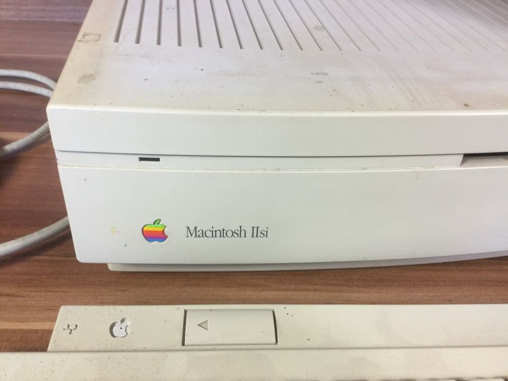 Alter Computer Macintosh Typ IIsi für Bastler (Gebraucht) in Wangen SZ ...
