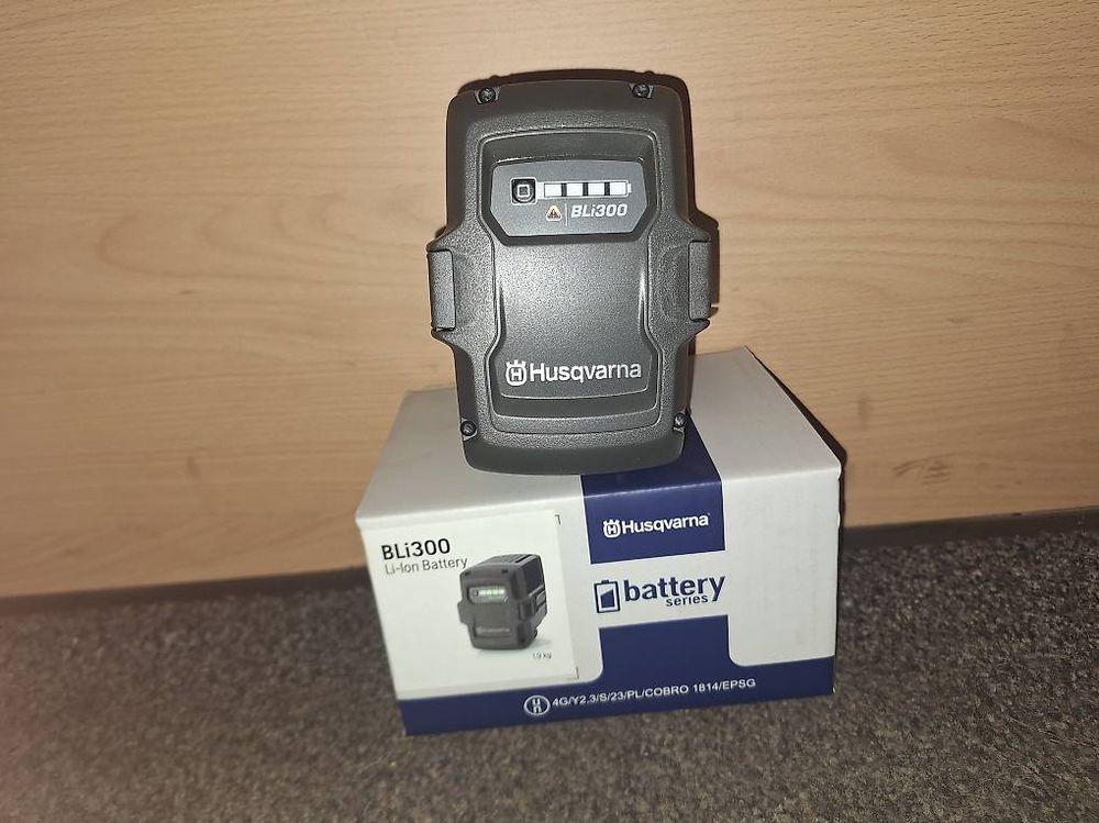 Husqvarna Akku BLi300 (Gebraucht) in Gamsen für CHF 290 – nur Abholung ...