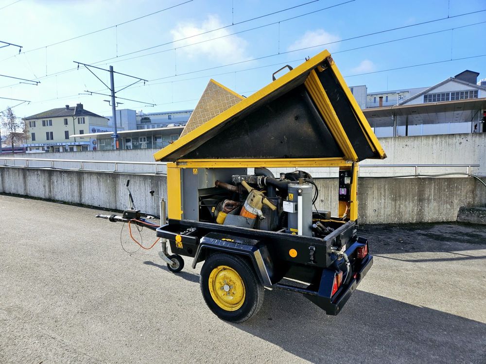 Baumkompressor Atlas Copco XAS 46 Dd inkl. Spitzhammer | Kaufen auf Ricardo