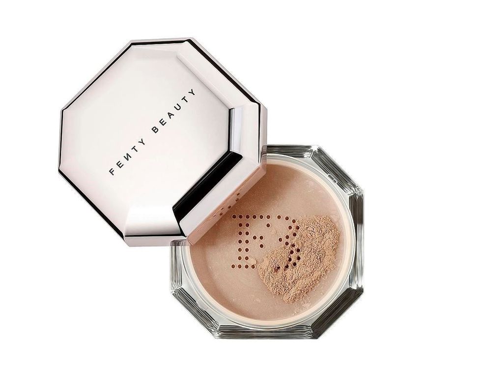 Fenty Beauty PRO Instant Retouch Puder | Kaufen auf Ricardo