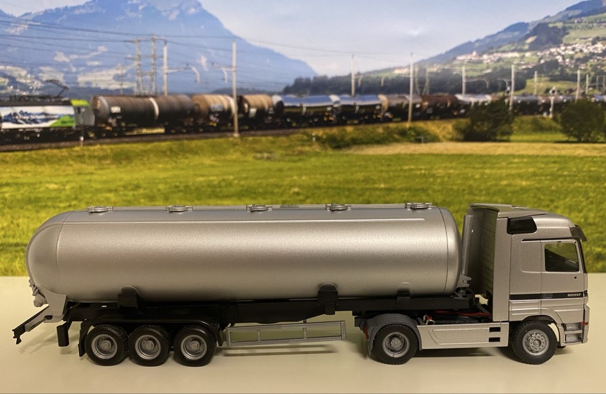 Actros Tank-Sattelzug Faller Car System 161575 🚚 (59) (Neu (gemäss ...