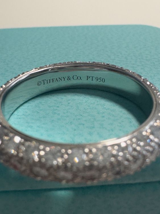 Tiffany & Co. 3-Reihiger Eternity Ring mit Pavé Diamanten (Gebraucht ...