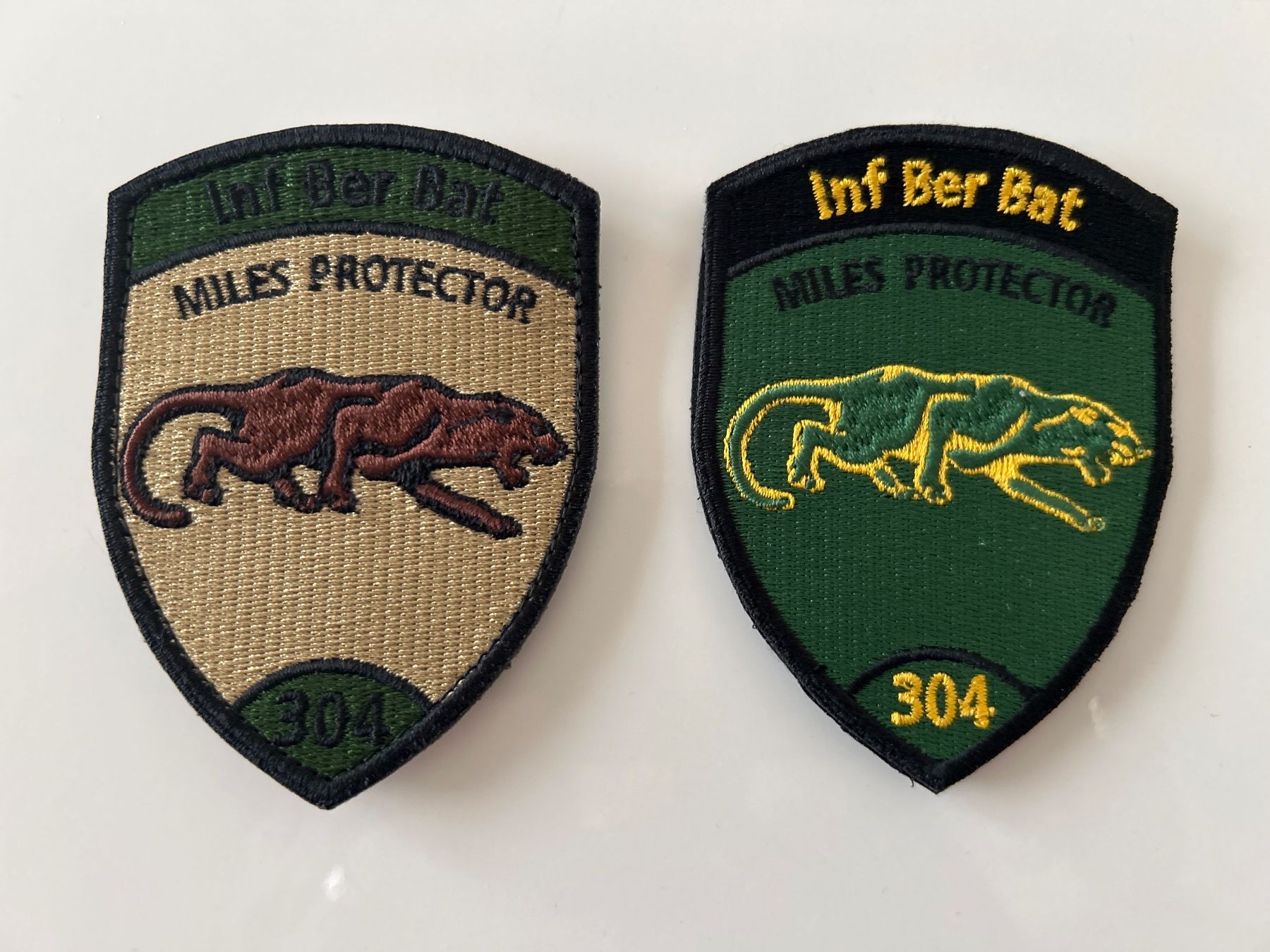 Infanterie Bereitschafts-Bat 304 Tenue A und B (Neuf (Voir description ...