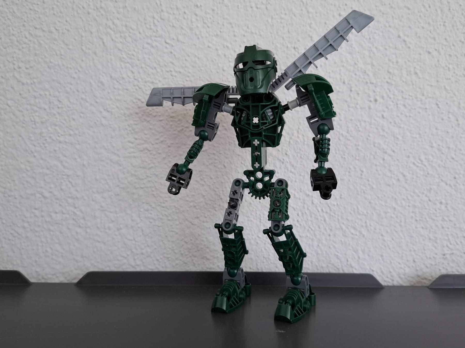 LEGO 8605 Bionicle Toa Matau (2004) (Gebraucht) in Alpnach Dorf für CHF ...