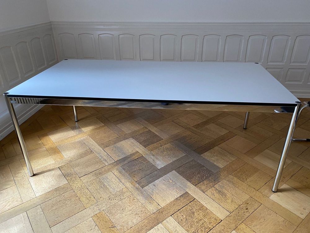 USM HALLER Tisch perlgrau, 200 x 100 cm | Kaufen auf Ricardo