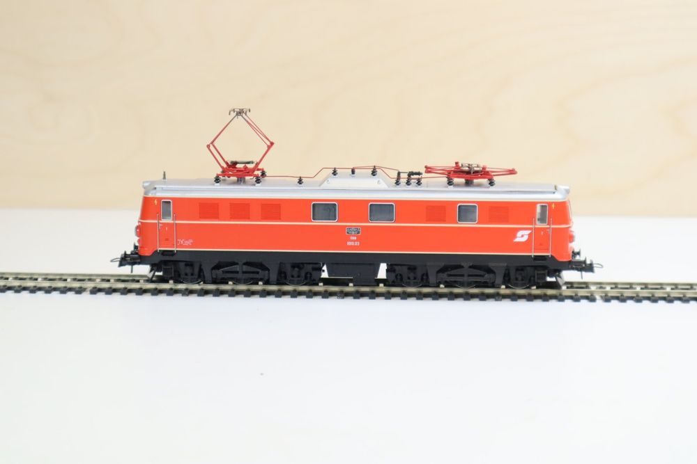 ROCO ÖBB E-Lokomotive BR 1010.03 - Nr. 63759 - Schnittstelle (Gebraucht ...