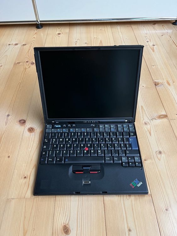 IBM Thinkpad x41, mit Docking Station, max RAM, SSD | Kaufen auf Ricardo