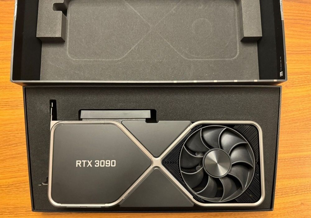 NVIDIA GeForce RTX 3090 24GB GDDR6X (Neu und originalverpackt) in ...