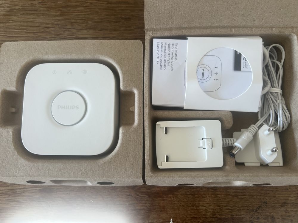 Philips Hue Bridge - Smart Home Lighting Control Hub (Gebraucht) in ...