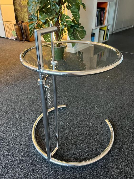 Beistelltisch Metall mit Glasplatte - wie NEU NP CHF 660.00 (Gebraucht) in Wollerau für CHF 166 ...