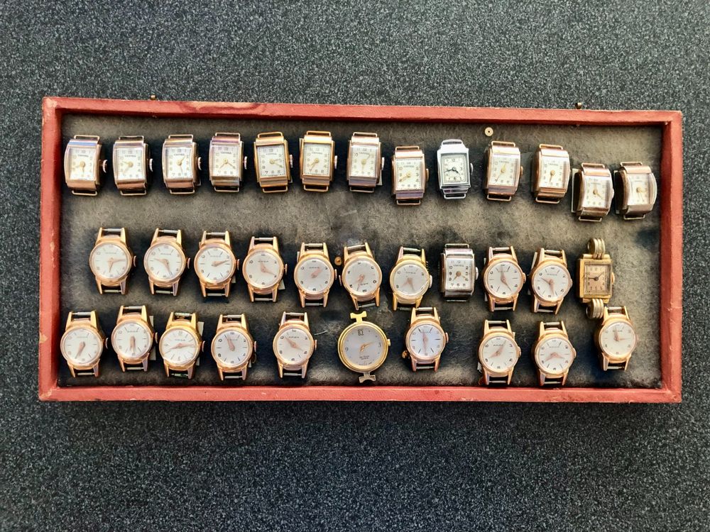 Antike kleine UHREN - Sammlung von 34 Stück, ab 100 (Gebraucht) in ...