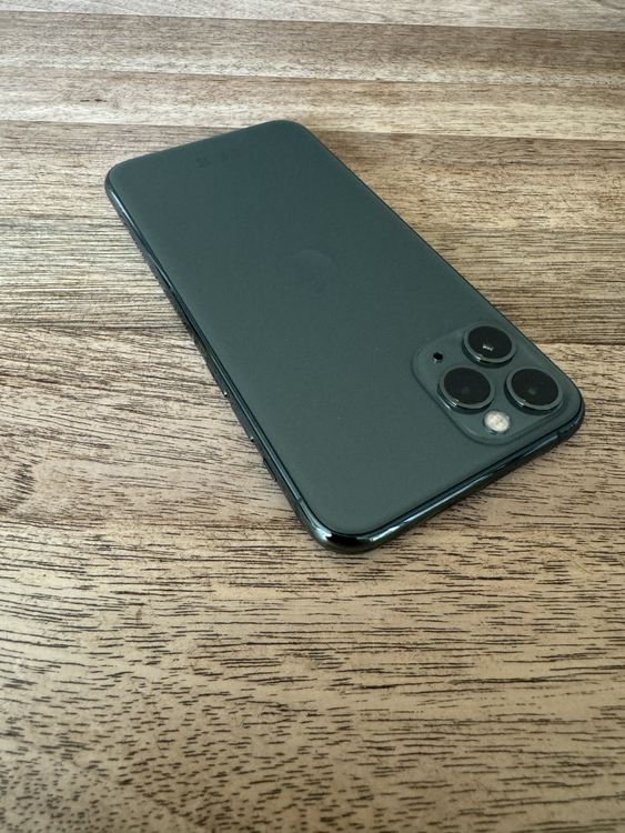 iPhone 11 Pro, Midnight Green, 256GB | Kaufen auf Ricardo