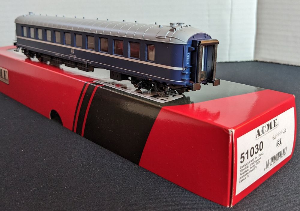 ACME 51030 FS Voiture-lits Ub Ep4 (Neuf avec emballage d'origine) à Léchelles pour CHF 87 – avec ...