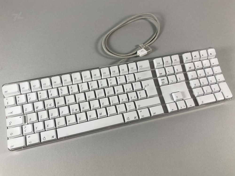 Apple Magic Keyboard mit Ziffernblock A1048 QWERTZ Tastatur (Gebraucht ...