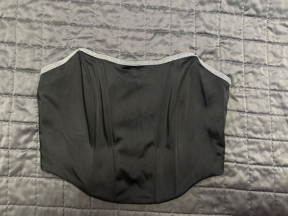 Schwarzes elegantes Top mit Strass, Grösse M (Neu (gemäss Beschreibung ...