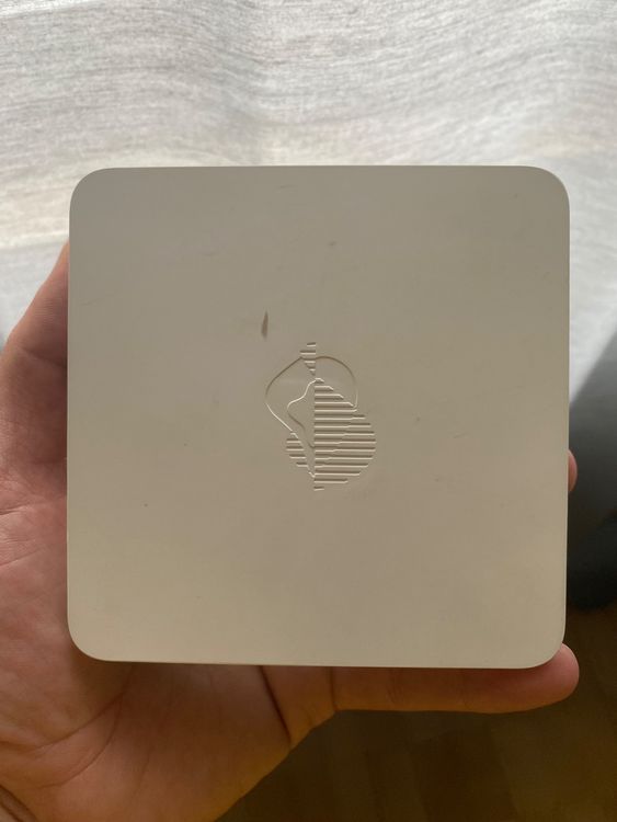 Swisscom Tv Box mit fernbedienung und stromkabel -UHD- 2016 (Gebraucht ...