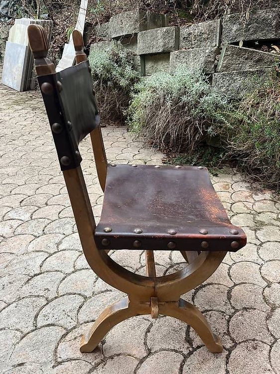 Chaise style médiéval (D'occasion) à commugny pour CHF 80 – retrait ...