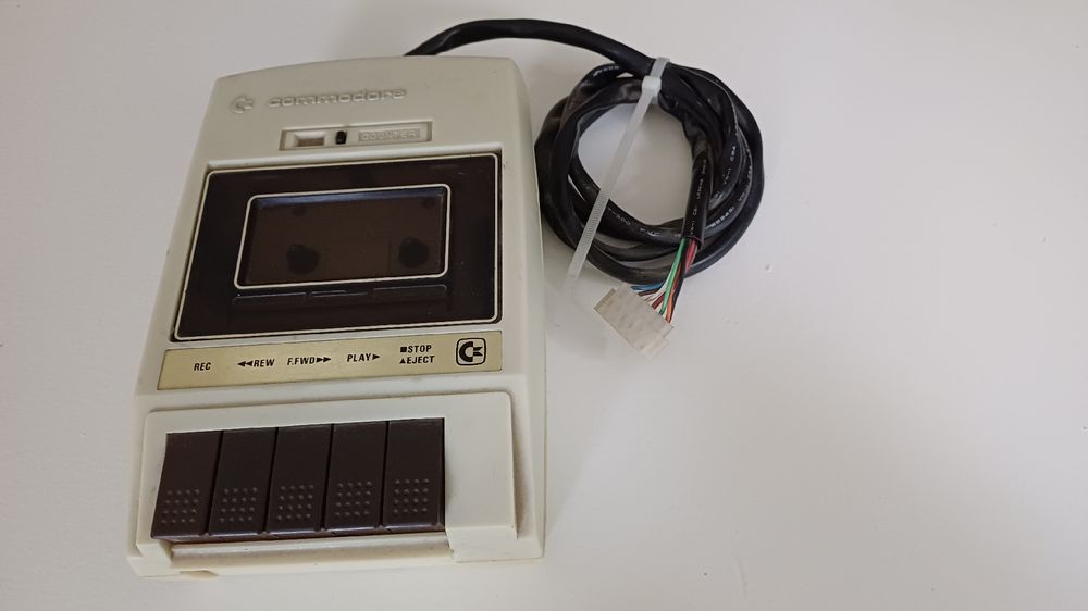 lecteur de cassette Commodore Datassette (Gebraucht) in Bex für CHF 10 ...